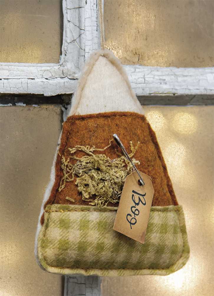 Felt Candy Corn Ornament – Farmabilia